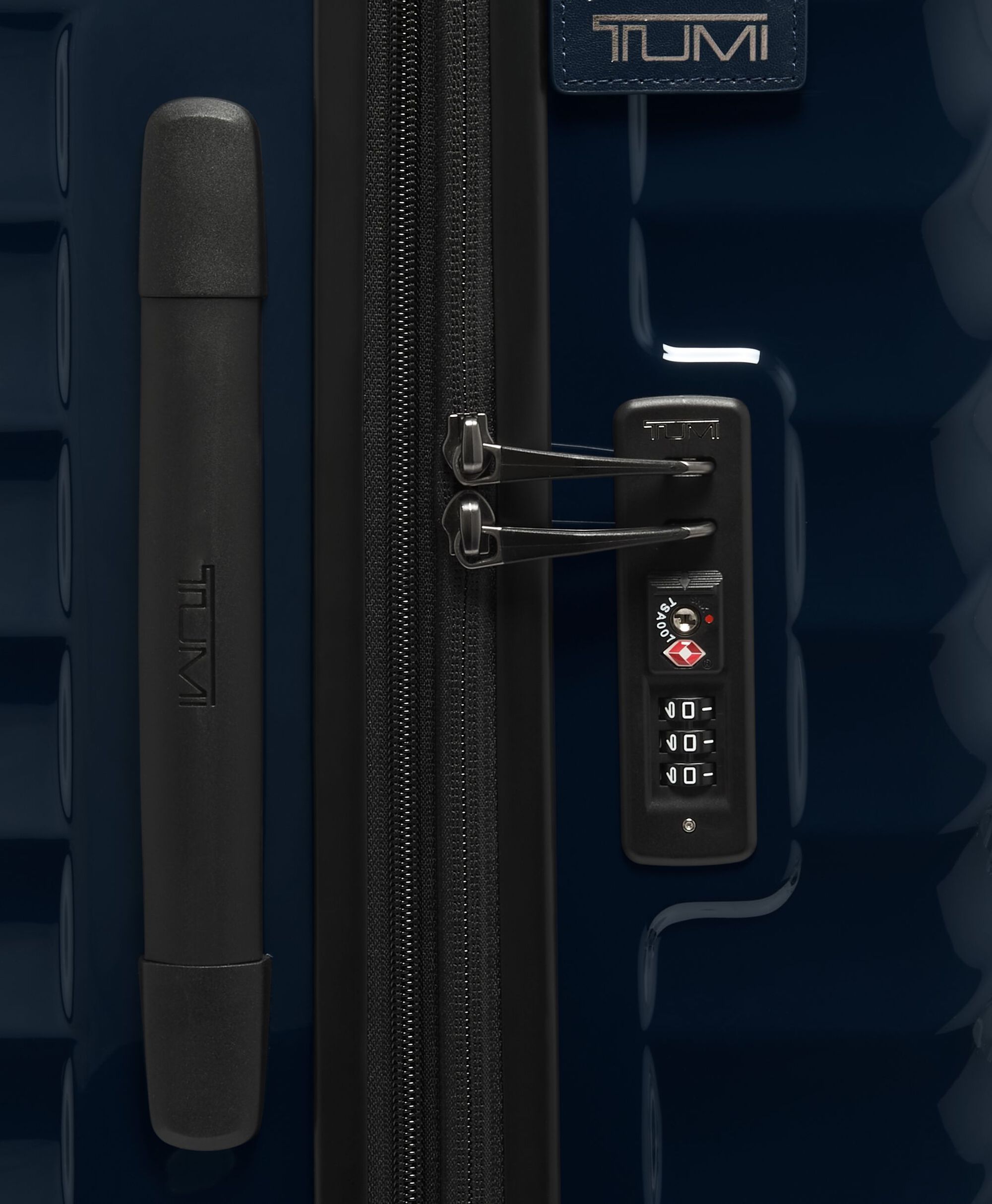 19 DEGREE エクステンデッド・トリップ・エクスパンダブル・4ウィール・パッキングケース ネイビー｜TUMI(トゥミ)公式サイト | TUMI